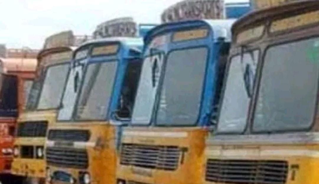 ಲಾರಿ ಮುಷ್ಕರಕ್ಕೆ ಮಿಶ್ರ ಪ್ರತಿಕ್ರಿಯೆ - nammatumakuru